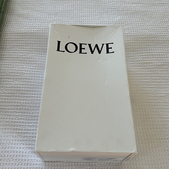 Loewe | Storage & Organization | Loewe Runner Box With Tissue Paper ...